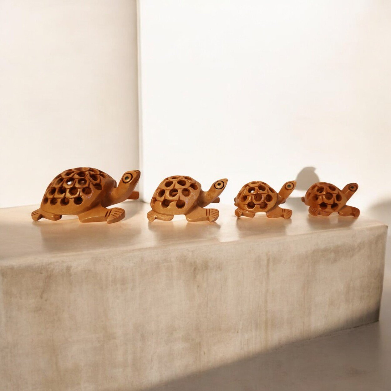 Handcrafted Miniature Wooden Tortoise Family – Set of 4 – UPR World